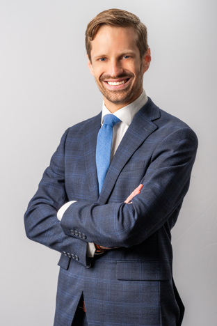 Draper, Scott Esq. | Slater & Associates APC